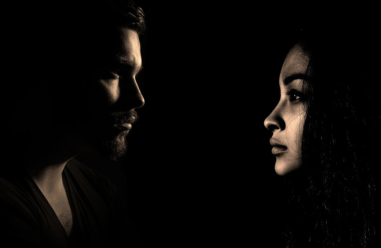 Cómo afrontar la sensación de ser ignorado en pareja